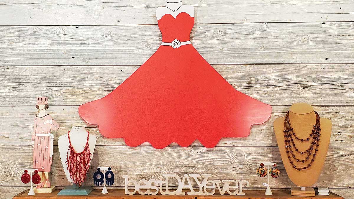 Eye on Style: The Dress Code - Yesterdays Island, Todays Nantucket